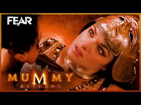Rachel Weisz The Mummy Returns Fight Scene