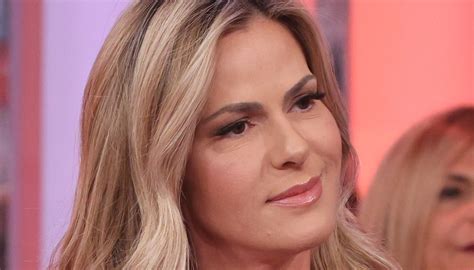 Thais Wiggers Operata Dopo Un Incidente Sulla Neve Sono A Credito Con