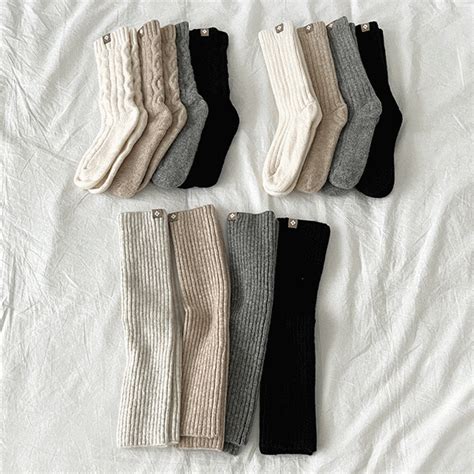 ️어그부츠찰떡울함량 ️ 사브레 데일리 겨울 도톰 꽈배기 레그워머 울 니삭스 니트 양말 3종 에이블리