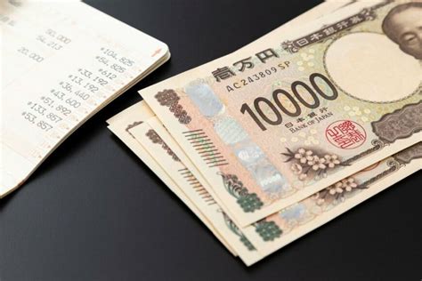 【申請必須】シニア向け6つの給付金とは？年金生活者支援給付金や高年齢者向け支援金も解説 年金生活者支援給付金、高年齢雇用継続基本給付金など