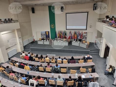 Стара Загора бе домакин на Националната дискусия за популяризирането на културно историческото и