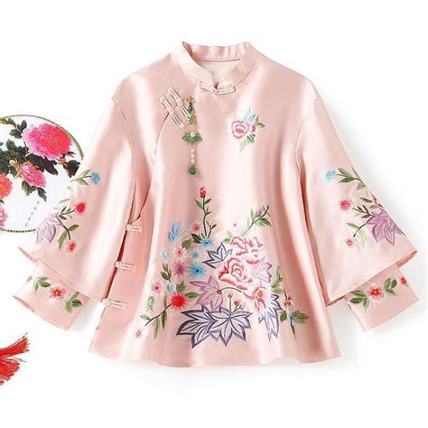 漢服上衣 中國風 上衣 女 新年衣服 過年衣服 中式上衣女2023年秋季新款復古斜襟盤扣刺繡立領改良旗袍小外套 蝦皮購物