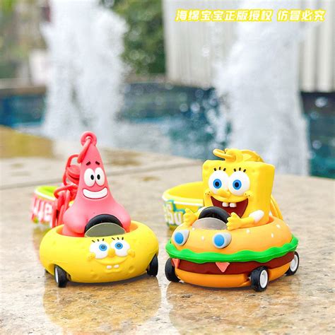 【พร้อมส่ง】พวงกุญแจ Spongebob Patrick Star กระเป๋าพกพาการ์ตูน Patrick Star ซีรีส์รถยนต์ ของขวัญ