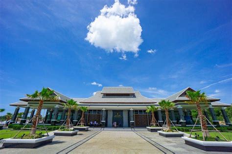 ที่เที่ยวหัวหิน อุทยานราชภักดิ์ พระบรมราชานุสาวรีย์พระมหากษัตริย์ 7 พระองค์ ประจวบคีรีขันธ์