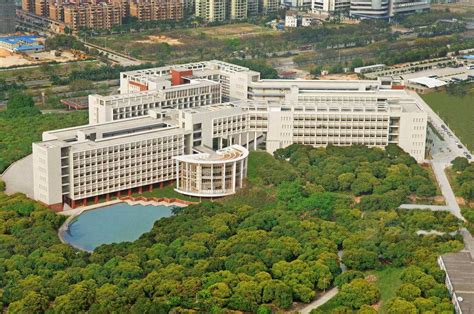 深圳大学物理科学与技术学院图册 360百科