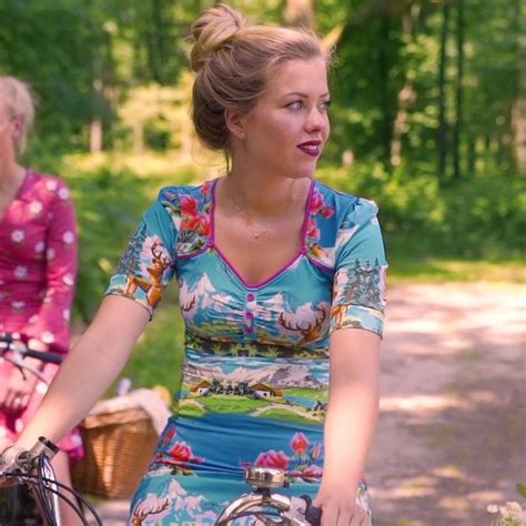 Tante Betsy Tantebetsy • Fotos Y Videos De Instagram Fashion