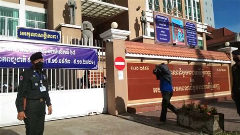 Update ៖ ទីបំផុតតុលាការសម្រេចឃុំខ្លួនមន្រ្តីយោធាទាំង៧នាក់ហើយ