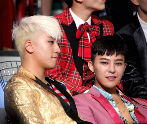 Seungri And G Dragon Mama 2015 151202 G Dragon Bigbang Seungri