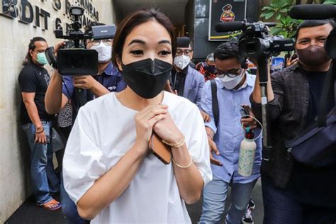 Sudah 1 Tahun Kasus Video Mesum Gisel Dan Nobu Belum Juga Dinyatakan