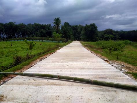 ပိုင်ကျုံမြို့ အမှတ် ၄ ရပ်ကွက်‌ရှိ အောင်မင်္ဂလာလမ်းအား ကွန်ကရစ်လမ်းအဖြစ် အဆင့်မြှင့်တင်ခြင်းလုပ