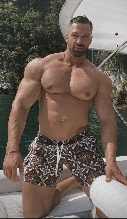 Alessandro Cavagnola Tumbex