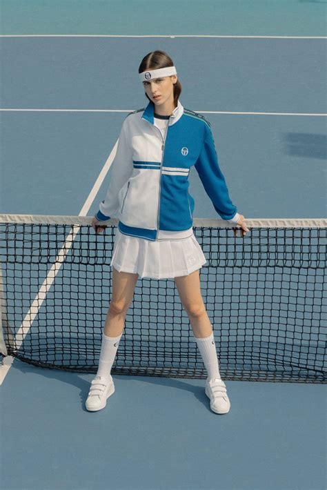 Sergio Tacchini Et Andrea Crews Réinventent La Tenue De Tennis Vêtements De Tennis Mode
