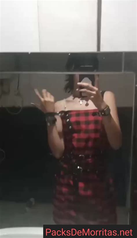 Nena Flaquita En Lencería Vídeos • Packs De Morritas