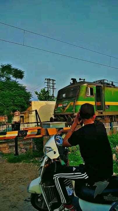 Shortsfeed Train Railway🚆😰 Vlog Ytshorts Youtube