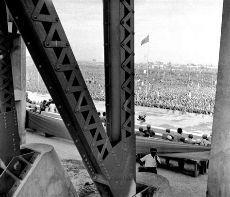 1952年，荆江分洪第一期主体工程，从开工到完工仅用了70多天！荆江分洪工程新浪新闻