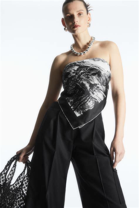 프렌치 토일레 실크 넥 스카프 머플러 1153811001 코스 페칭 Fetching