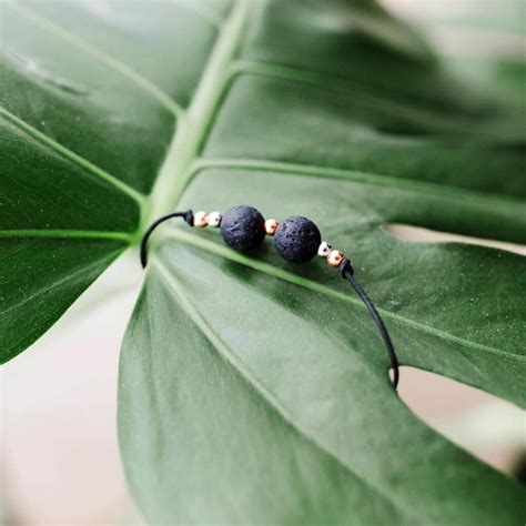 Lava Rock Bracelet • The Green Crystal