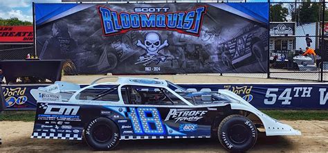 Ray Hillary And Francie Lewis From Francies Sweets Have Thrown More In For Our Mini All Stars