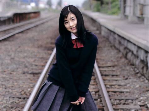 G Queen Yuna Ishihara Mburraps