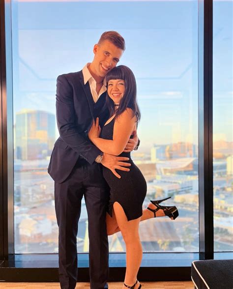 Who Is Mochi Mona Age Career Family Net Worth Height 2024