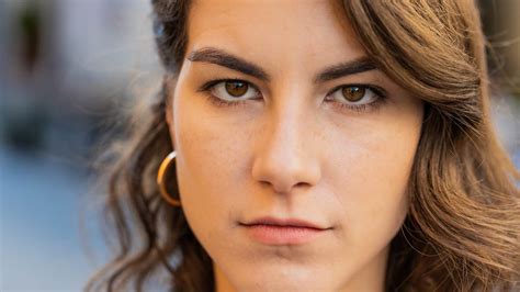 11 Quiet Behaviors Of A Person With Evil Intentions According To Psychology Yourtango