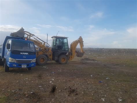 “Бүх нийтээр цэвэрлэгээнд нэгдье” аян Баянгол сумын хогийн нэгдсэн цэгийн хашаан дахь 0 9 га