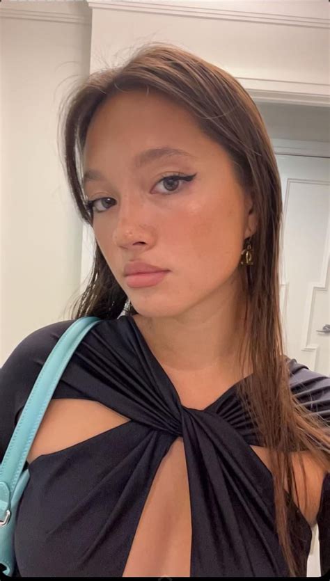 Lily Chee Snap Dump Rlilychee18