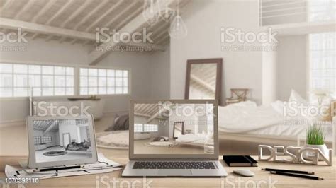 인테리어 디자인 프로젝트 및 Cad 스케치 배경 로프트 침실 욕실에에서 흐리게 초안 보여주는 화면 디자이너 데스크톱 개념 노트북 및 태블릿 나무 책상에 건축가 개념에 대한