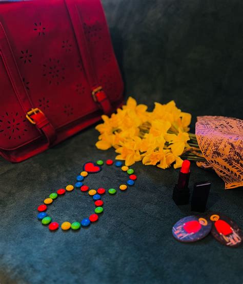 ნაᲗია პიტავა On Linkedin სილამაზის💙 სიძლიერის💜 და სინაზის 🌸 დღეს გილოცავთ🫠