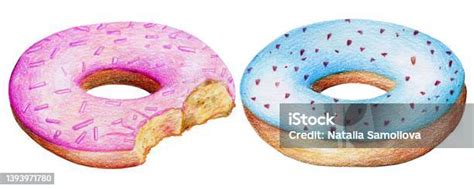 과일 유약이 들어간 다채로운 둥근 맛있는 도넛 세트 니블 도넛 색연필로 손으로 그린 개체 그룹에 대한 스톡 벡터 아트 및 기타 이미지 개체 그룹 다중 색상 달콤한