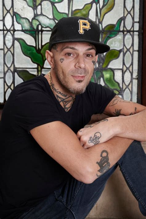Who Is Abz Love 5ive And Celebs Go Dating Star The Irish Sun The