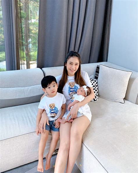 เนย โชติกา ปลื้มหนักมา น้องอคิณ ลูกชายสุดหล่อ รับงานพรีเซ็นเตอร์ชิ้นแรก