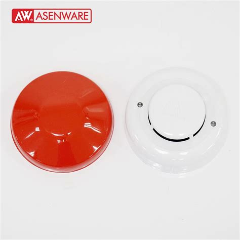 4 Wire 48v Conventional Smoke Detector System Sensor With Its Red Led