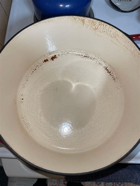 What Is This Streaking Inside My Gfs Pan Rdutchovencooking