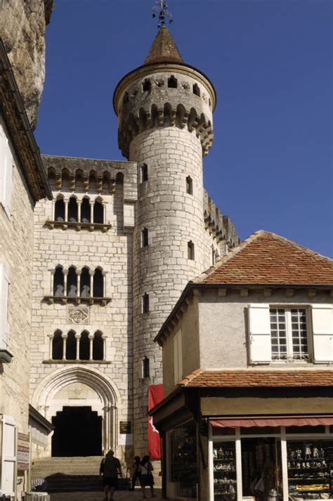 Rocamadour The Mysterious Village On The Cliffs Rich In Legends And