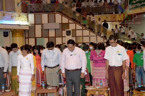 Usdp ဥက္ကဋ္ဌ ဦးခင်ရီ ရန်ကုန်တိုင်းဒေသကြီးအတွင်းရှိ လူငယ်များနှင့် တွေ့ဆုံပွဲကျင်းပ