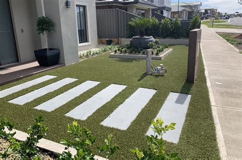 Easyturf Artificial Lawn Specialist