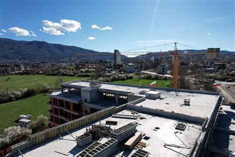 Сграда Алера получи акт 14 Emblema