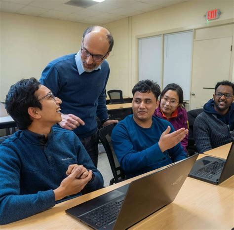 Faculty Computer Professionals Program At Miu