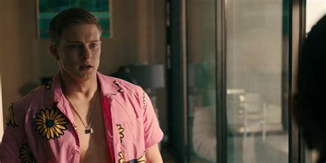 Auscaps Julian Larach Shirtless In On Call 1 06 La Woman