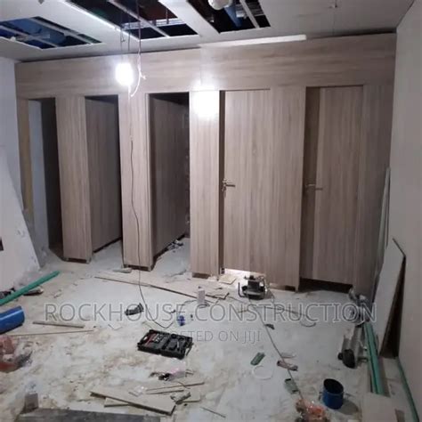 Toilet Partition With Hdf Board In Shomolu Building Materials