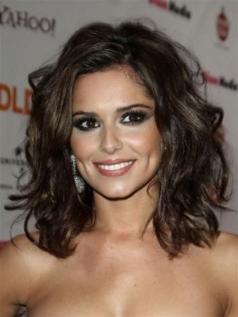 Pin By Amber Langley On Beauty Wavy Hairstyles Medium Thick Hair