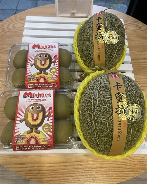 呷意食品 哈密瓜界的愛馬仕 卡蜜拉哈密瓜，鮮嫩多汁，口感清皮薄肉厚甜度可高達18度