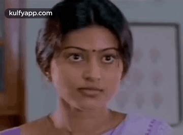 Shy Gif Gif Shy Sneha Actress Descubre Y Comparte Gif My Xxx Hot Girl