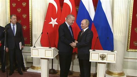 에르도 간과 푸틴은 이스탄불에서 러시아와 우크라이나 간의 협상을 개최하기로 합의했습니다 Infobae