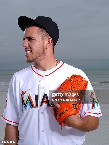 Jose Fernandez Baseball Pitcher Photos And Premium High Res Pictures