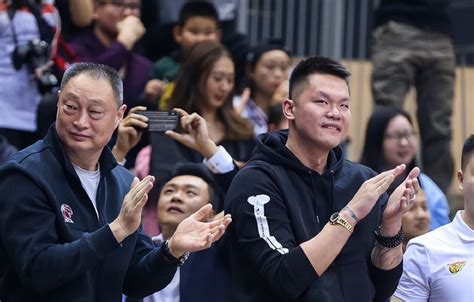 宏远一夜3消息！朱芳雨最新决定，杜锋或重返国家队，赵睿回应离队腾讯新闻