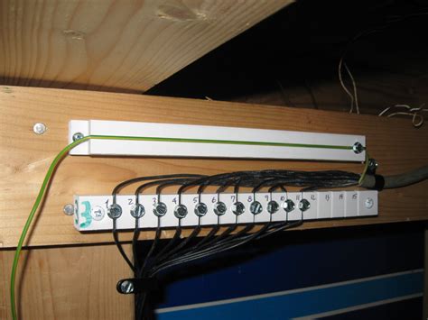 Insulation Displacement Screw Terminals 4 Steps With Pictures Instructables