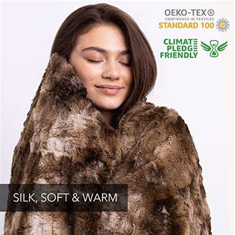 Luxury Plush Blanket Cozy Soft Fuzzy Faux Fur Throw Blanket For
