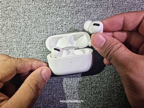 How To Connect A Replacement AirPod Or Charging Case Headphonesty